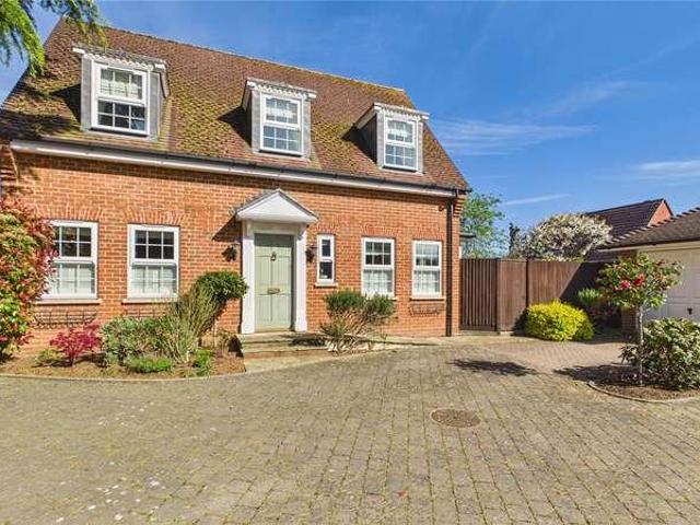 3 bed house for sale