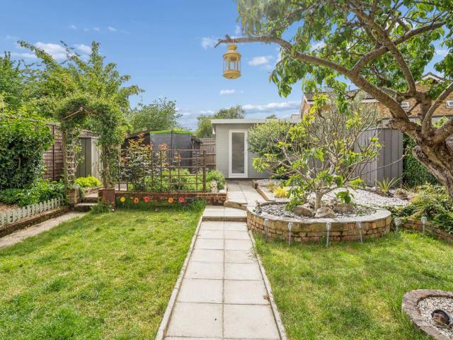 3 bed house for sale