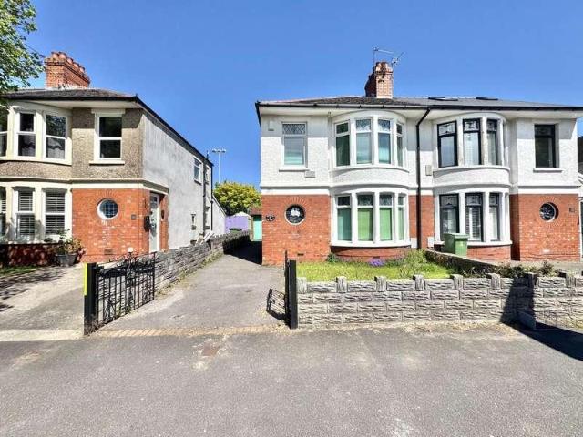 3 bed house for sale