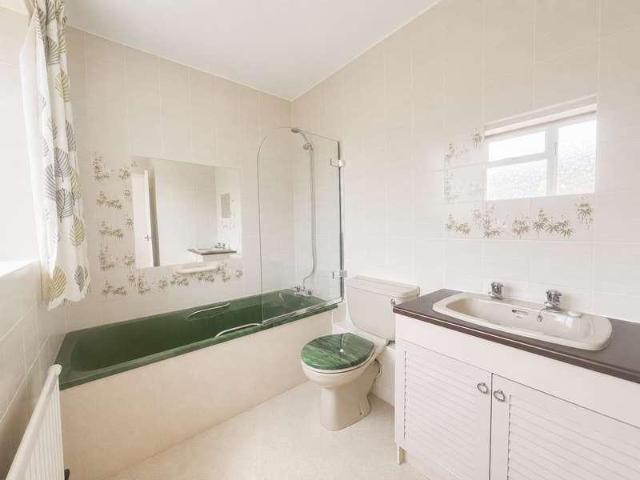 3 bed house for sale