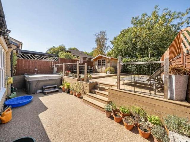 3 bed house for sale