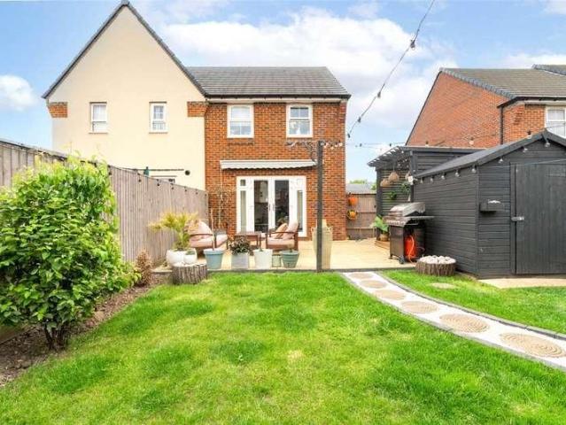 3 bed house for sale
