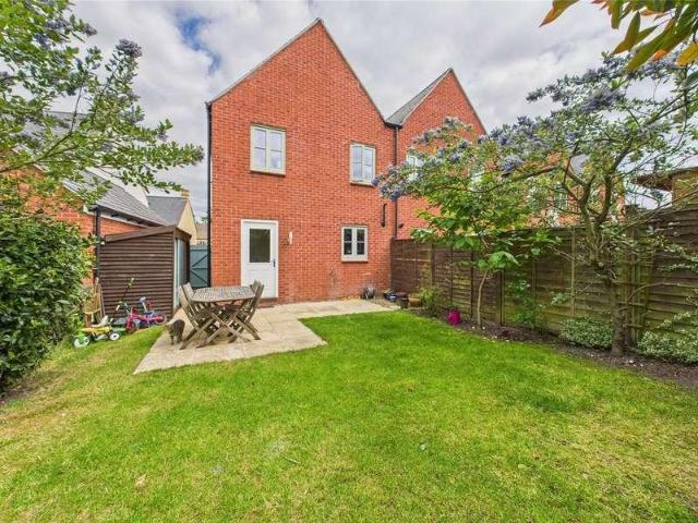 3 bed house for sale