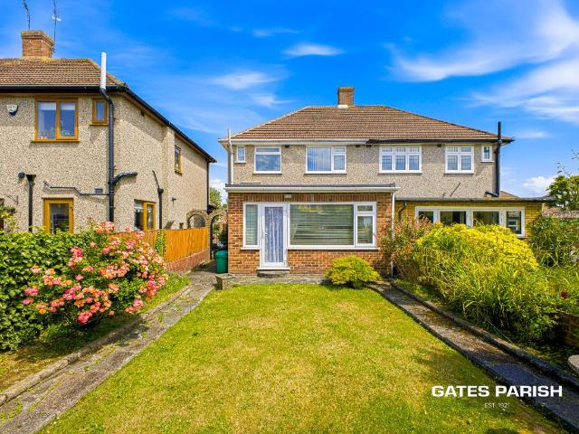 3 bed house for sale