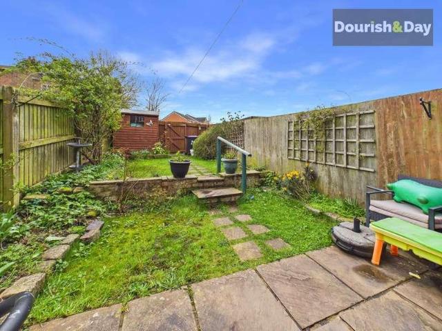 3 bed house for sale