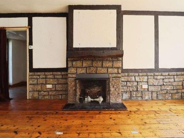 3 bed house for sale