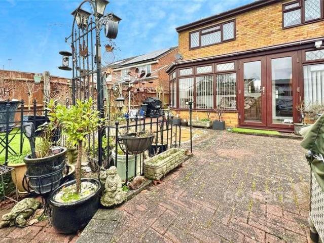 3 bed house for sale