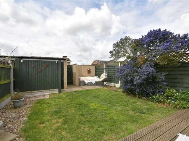 3 bed house for sale
