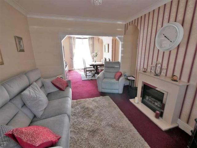3 bed house for sale