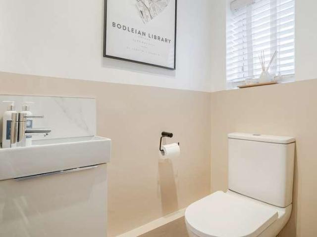 3 bed house for sale