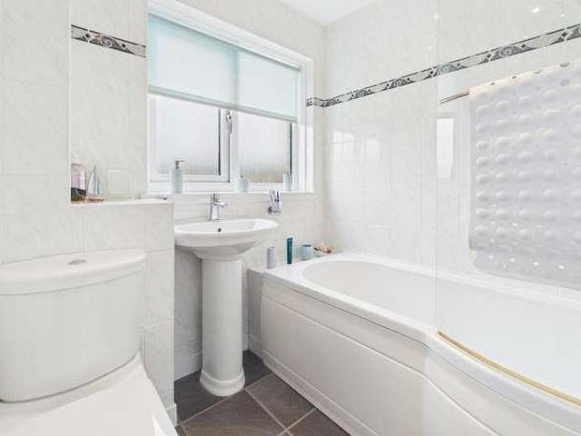 3 bed house for sale