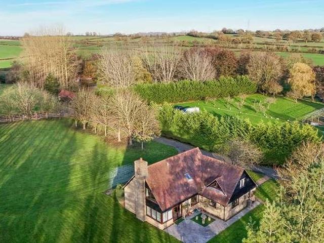 3 bed house for sale
