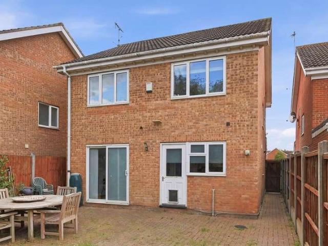 3 bed house for sale