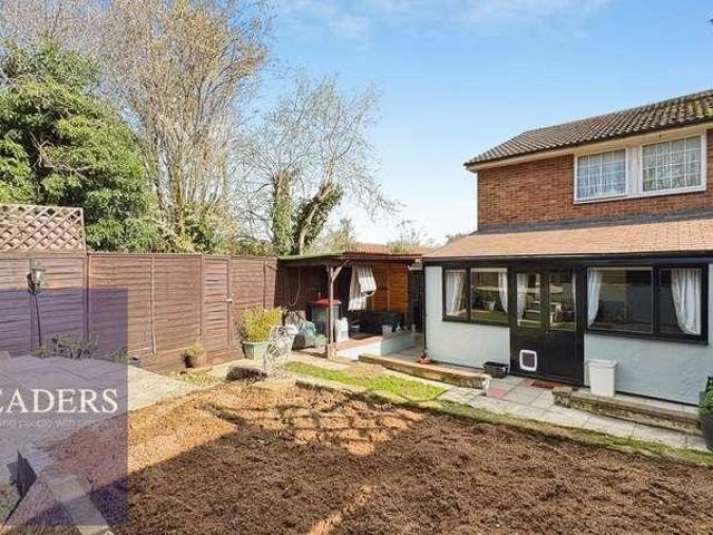 3 bed house for sale