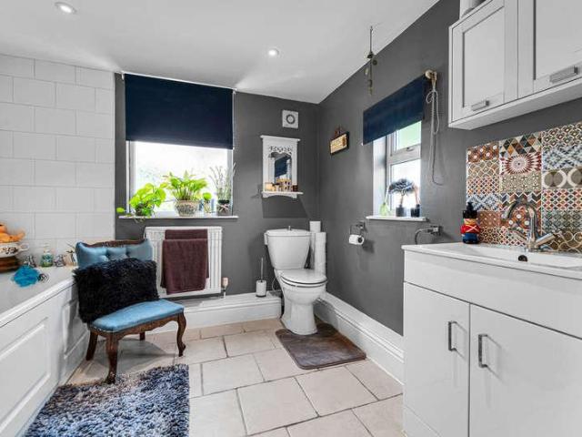 3 bed house for sale