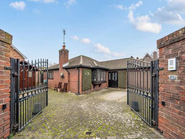3 bed house for sale