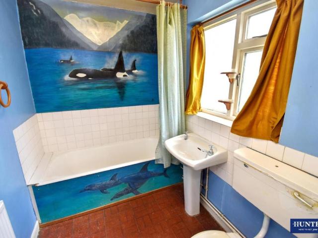 3 bed house for sale