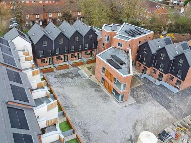 3 bed house for sale