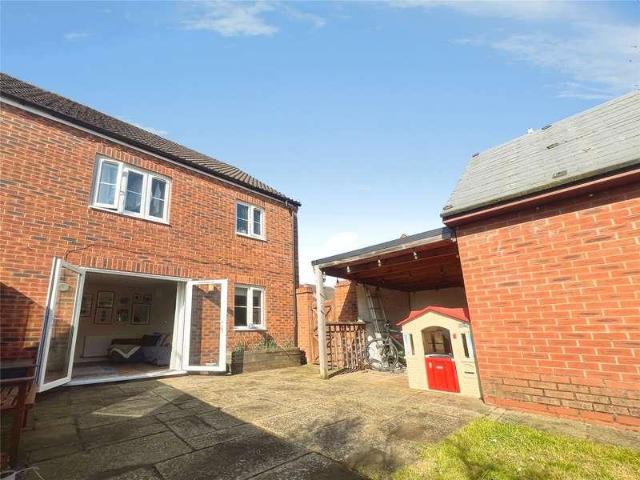 3 bed house for sale