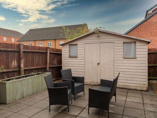 3 bed house for sale