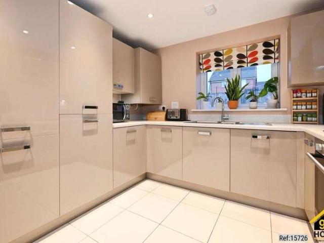 3 bed house for sale