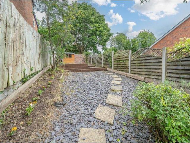 3 bed house for sale
