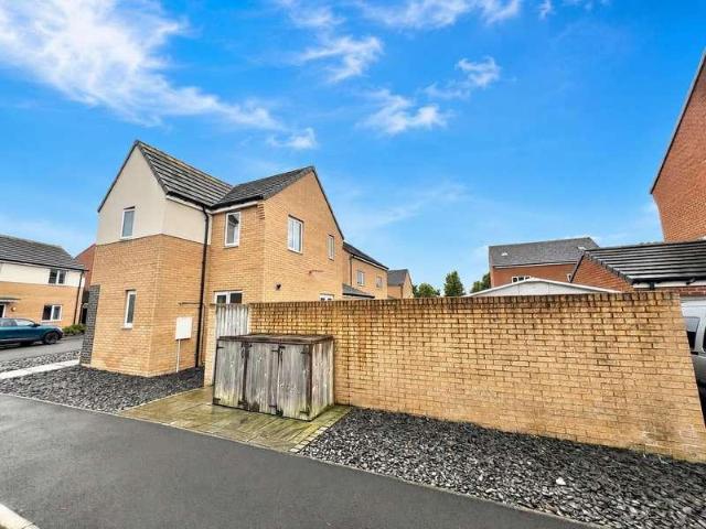 3 bed house for sale