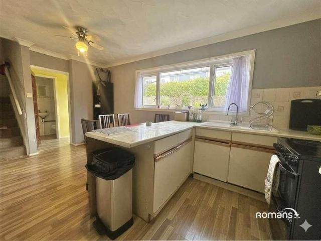3 bed house for sale