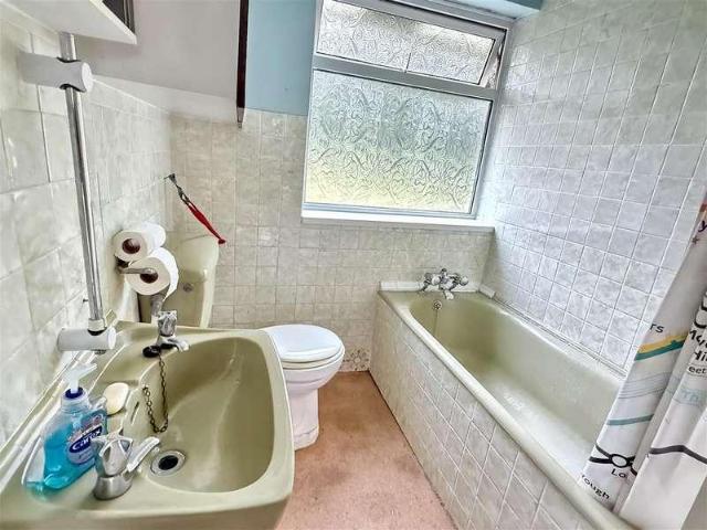 3 bed house for sale