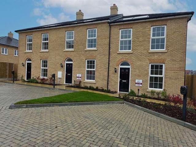 3 bed house for sale