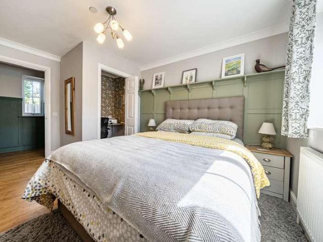 3 bed house for sale