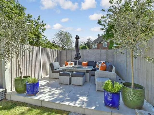 3 bed house for sale