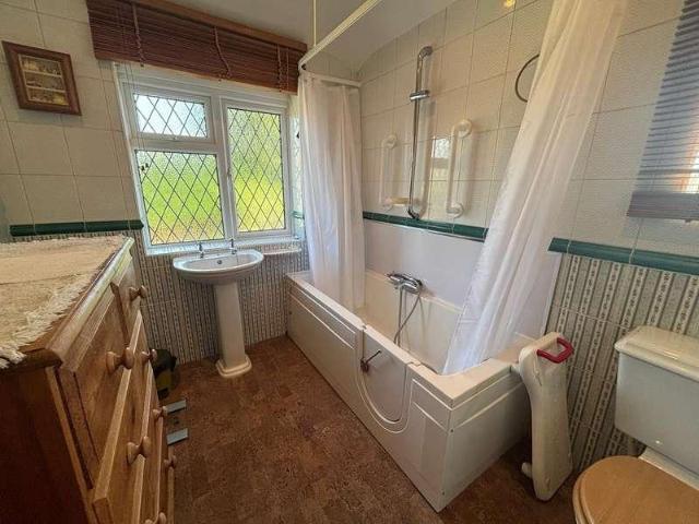 3 bed house for sale