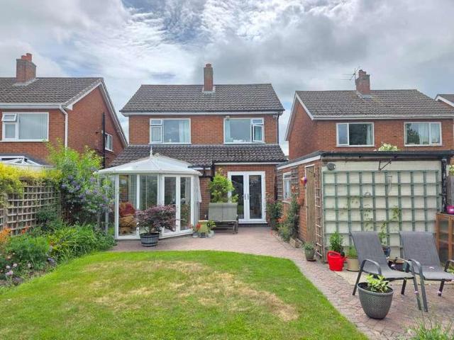 3 bed house for sale