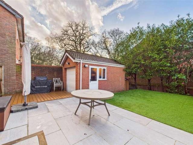 3 bed house for sale
