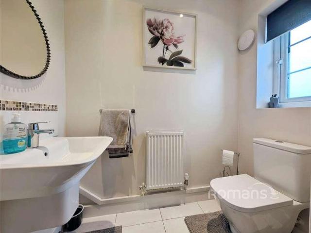 3 bed house for sale