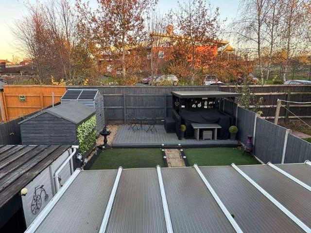 3 bed house for sale