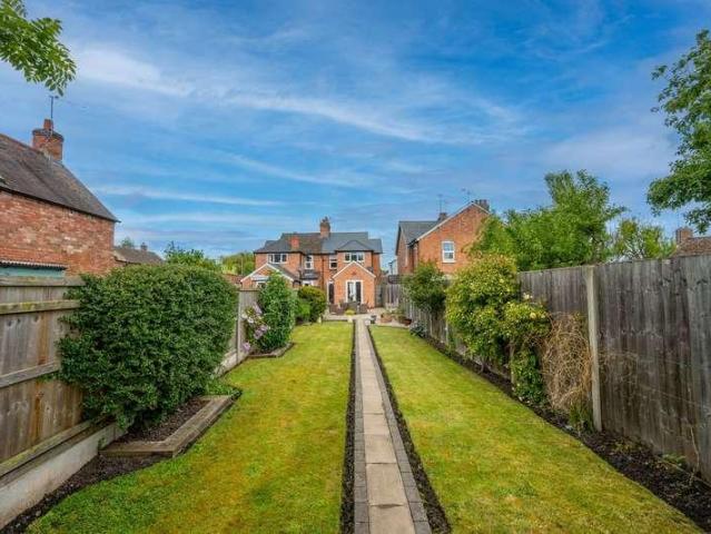 3 bed house for sale