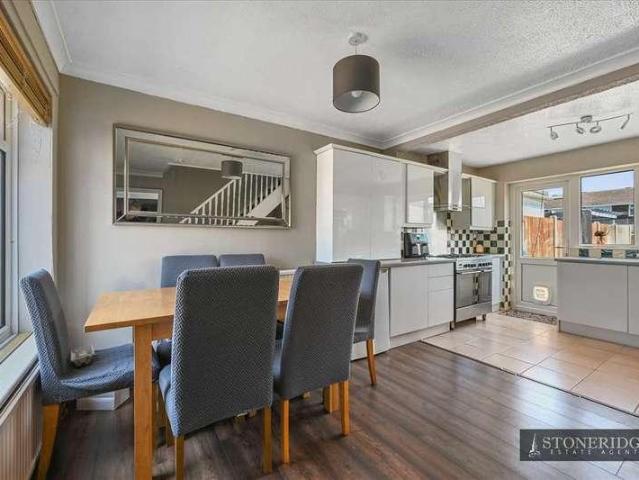3 bed house for sale