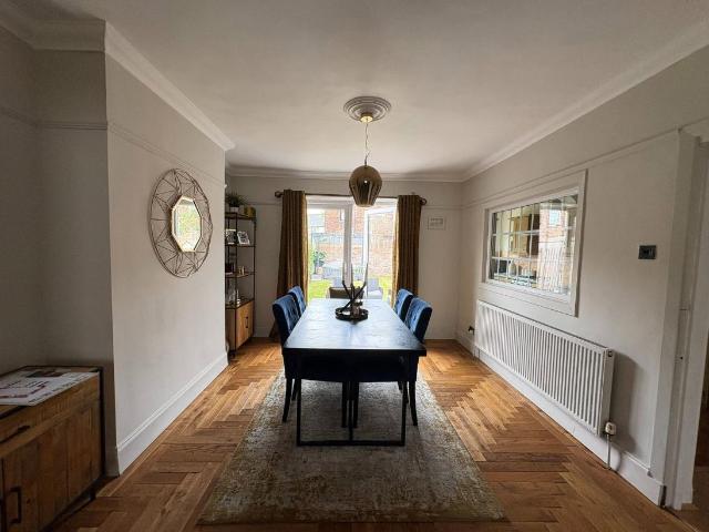 3 bed house for sale