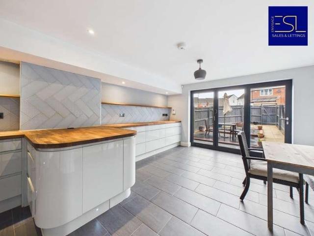 3 bed house for sale