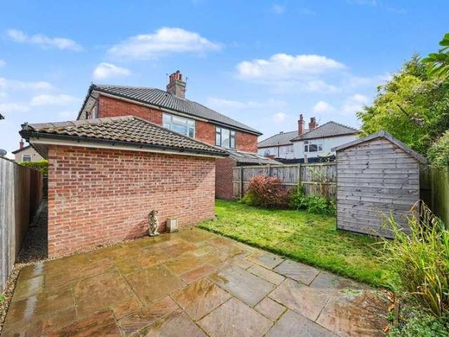 3 bed house for sale