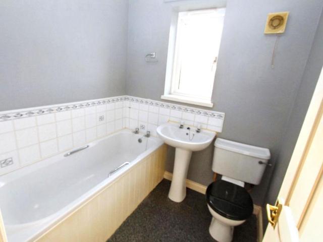 3 bed house for sale
