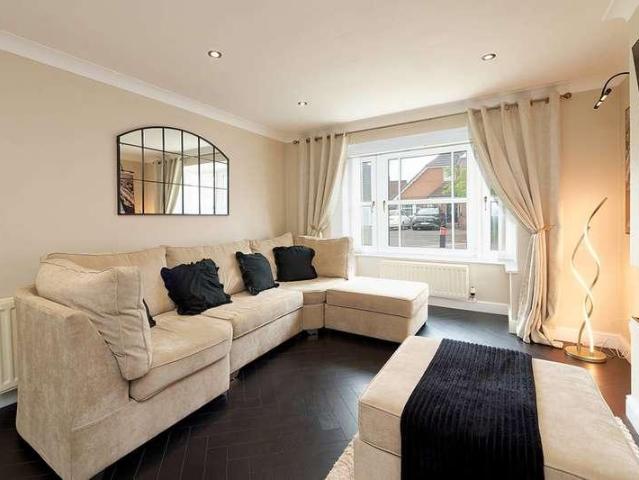 3 bed house for sale
