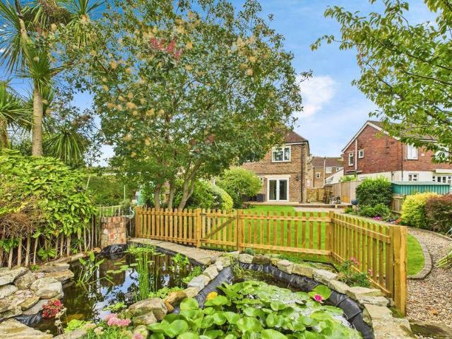 3 bed house for sale