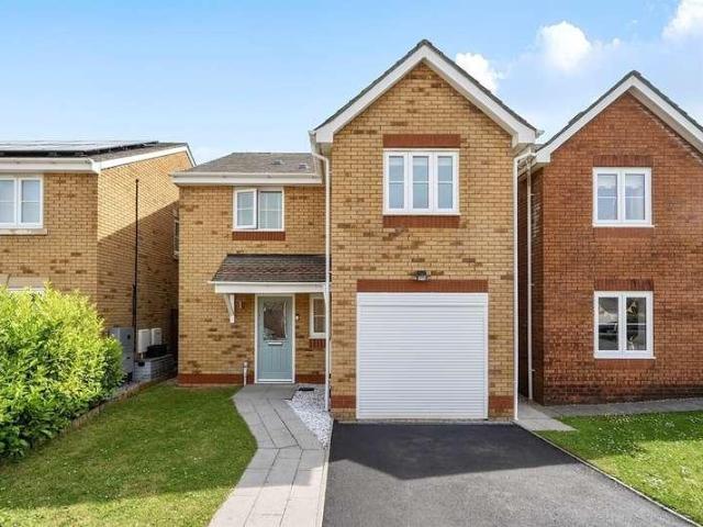 3 bed house for sale