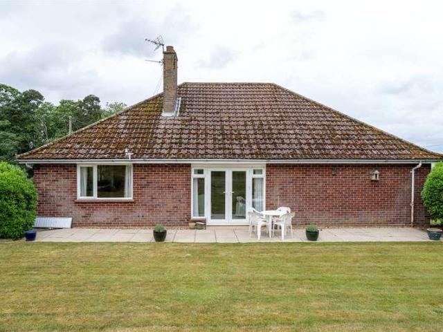 3 bed house for sale