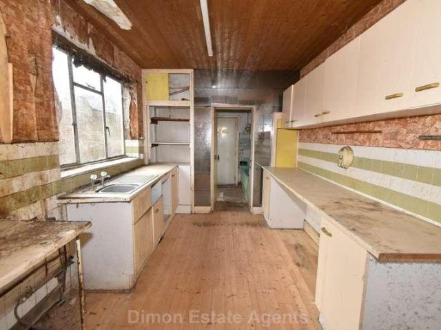 3 bed house for sale