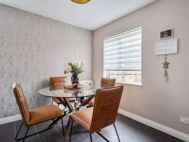 3 bed house for sale