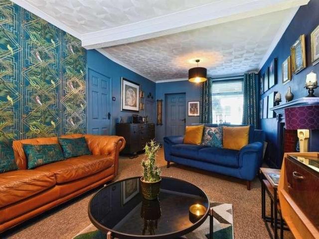 3 bed house for sale